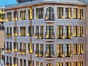 Maroon Hotel Pera İç Mekan ve Cephe Tasarımı